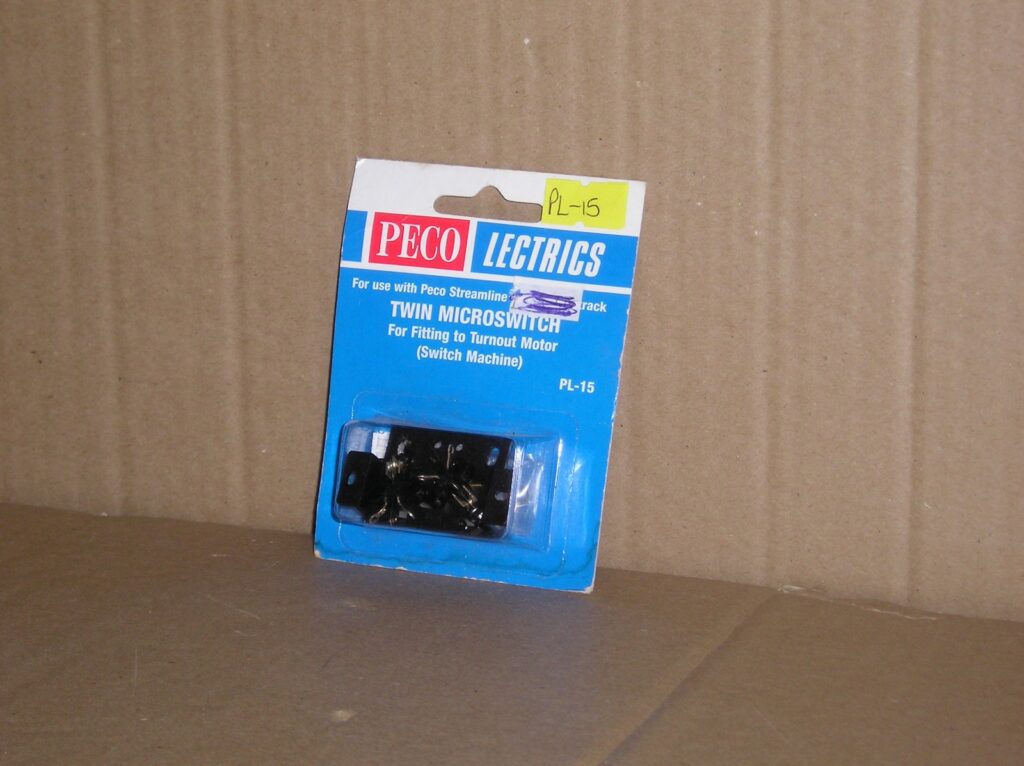 Peco PL-15 Twin Microswitch for turnout motors, new in packet ...