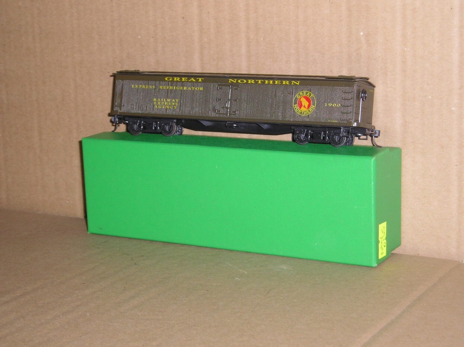 NAW0135 kitbuilt, 50′ Express Reefer car, Great Northern. – Zetland ...